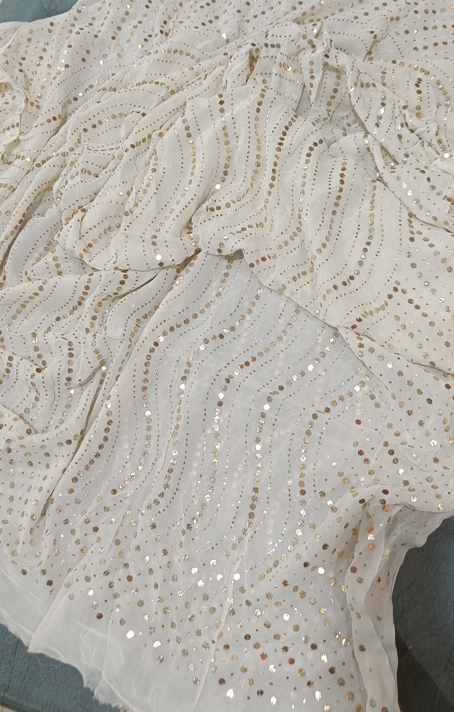 Waves Pattern Allover Heavy Mukaish Dyeable Dupatta