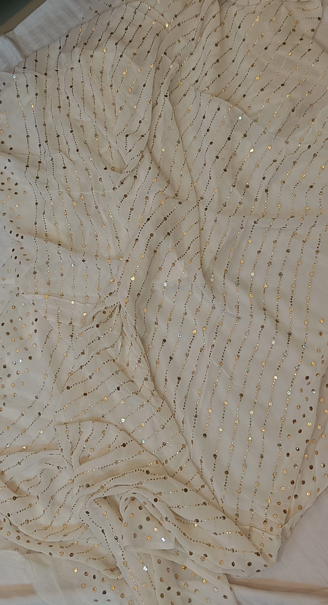 Lines Pattern Allover Heavy Mukaish Dyeable Dupatta